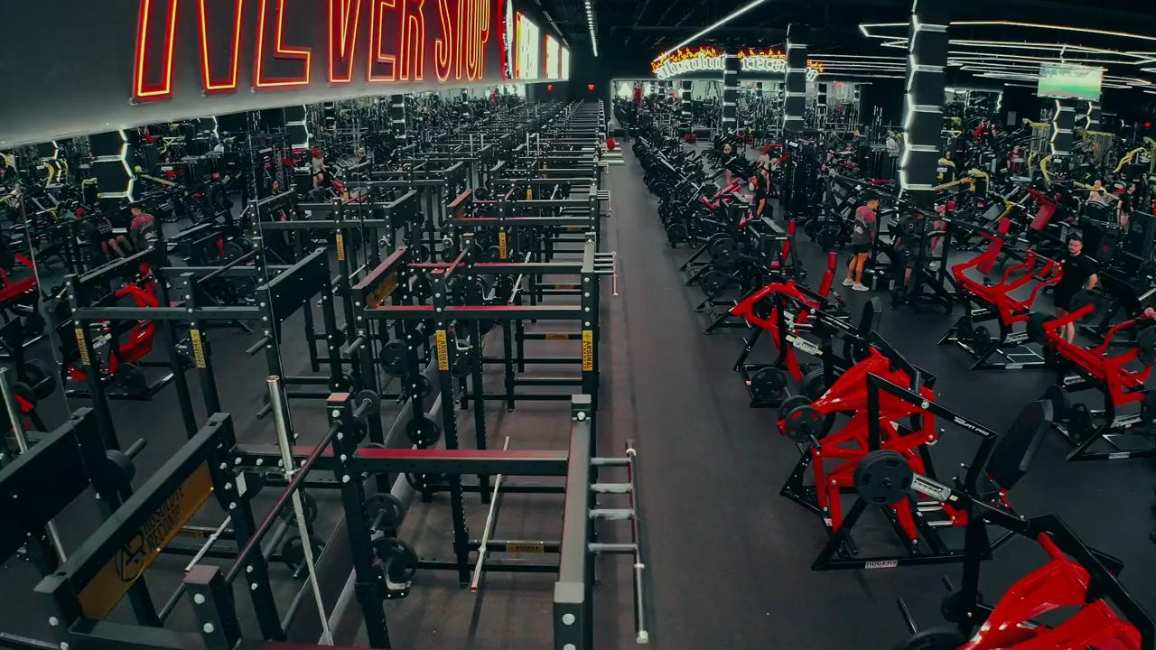 Absolute Recomp Pro-Style Gym: Train, Recover & Achieve More!